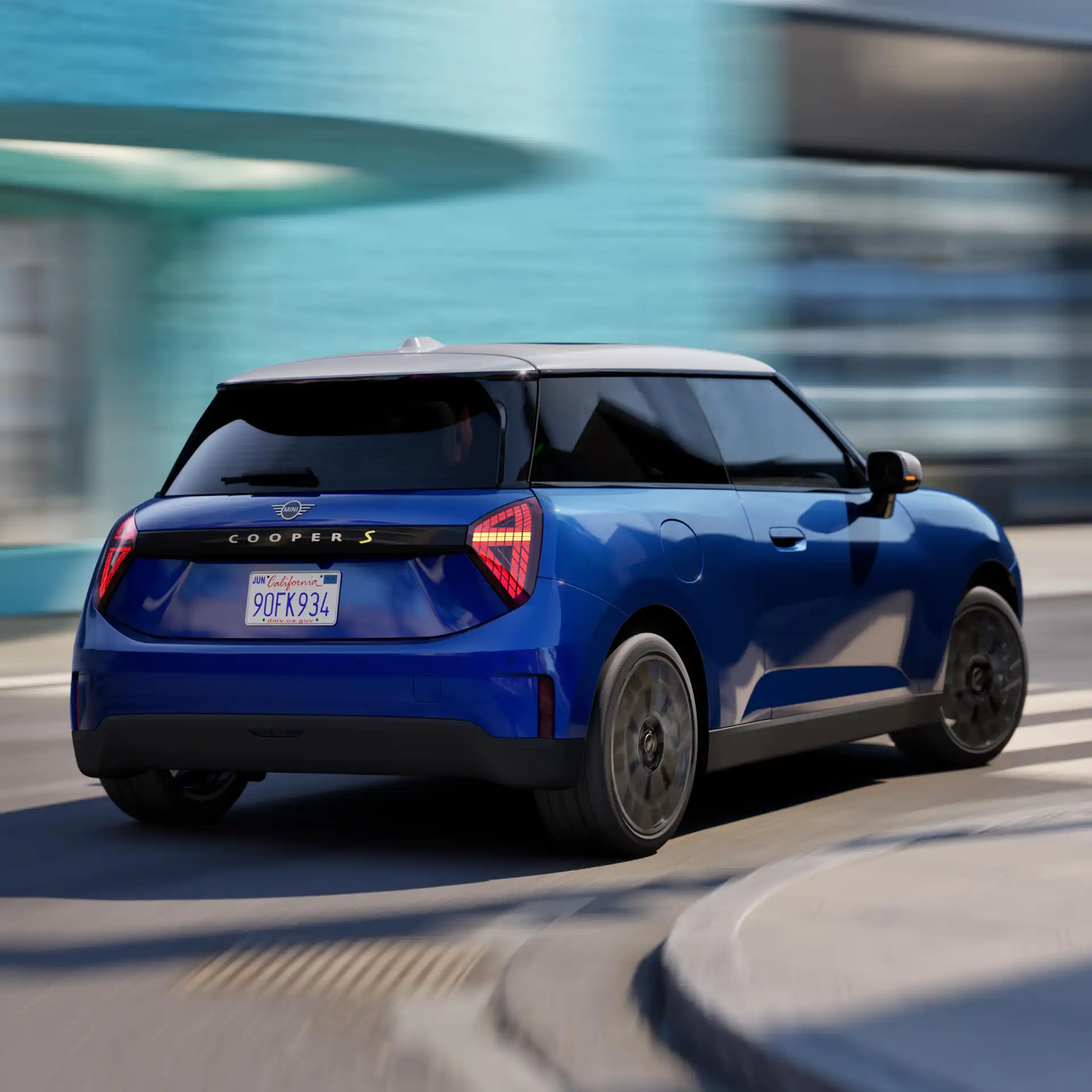 All-Electric MINI Cooper – Safety and Driving Assistance | MINI.MU